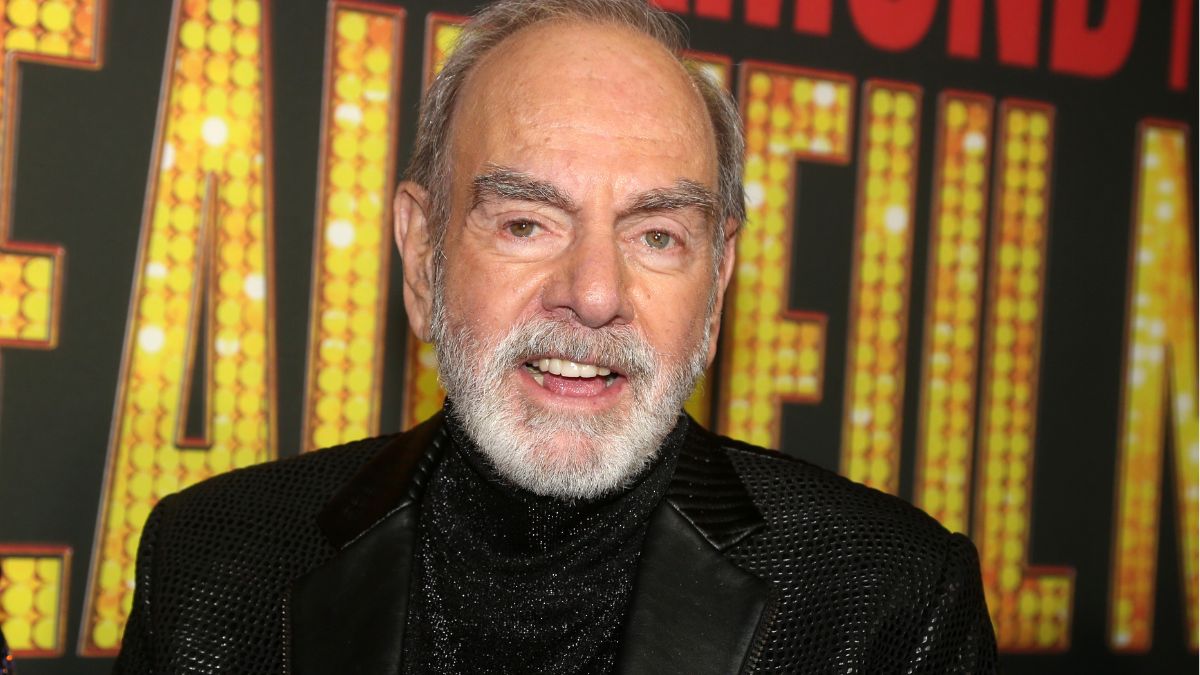 Neil Diamond Shares How He Found Peace After His Parkinson's Diagnosis