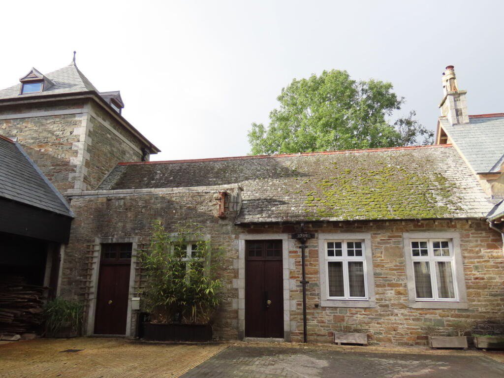 Converted stable up for sale for £300,000 — with original features ...