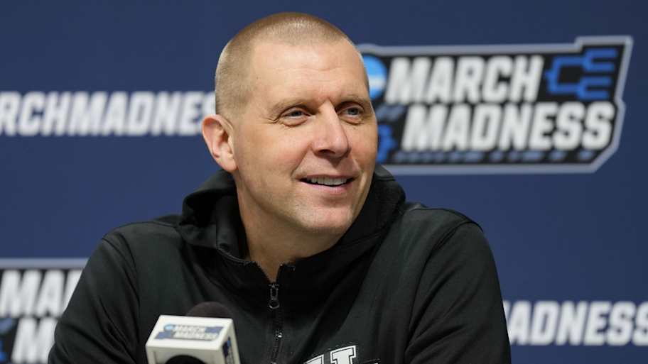 Mark Pope sees a lot of similarities between the Troy Trojans and ...