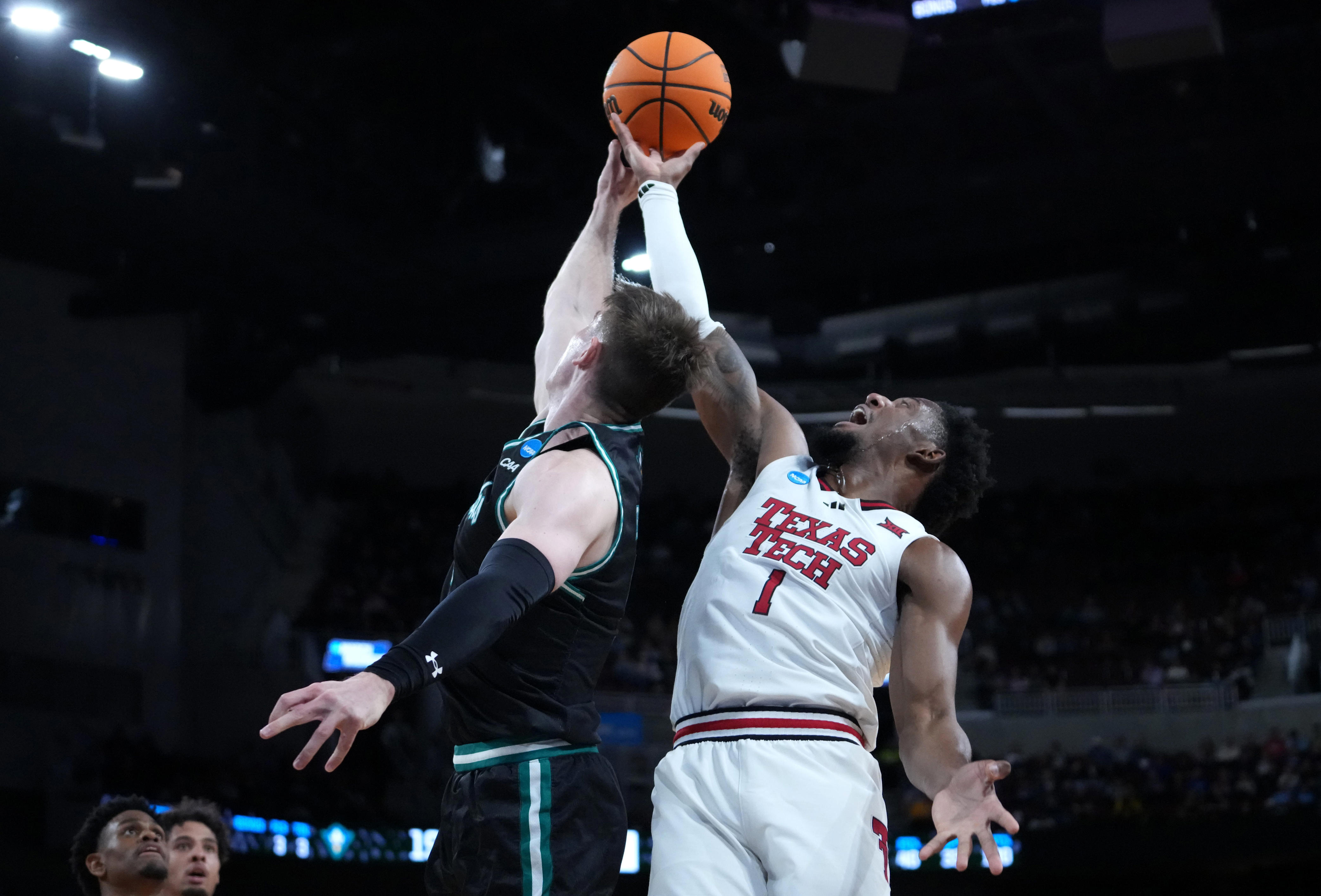 March Madness meeting with Drake 'personal' for Texas Tech basketball's ...