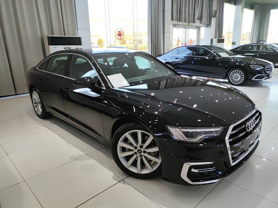 奥迪 奥迪A6L 2023款 45 TFSI 臻选动感型实拍图