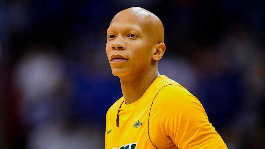 Gamecocks Reach Out to North Dakota Transfer Jacari White: First ...