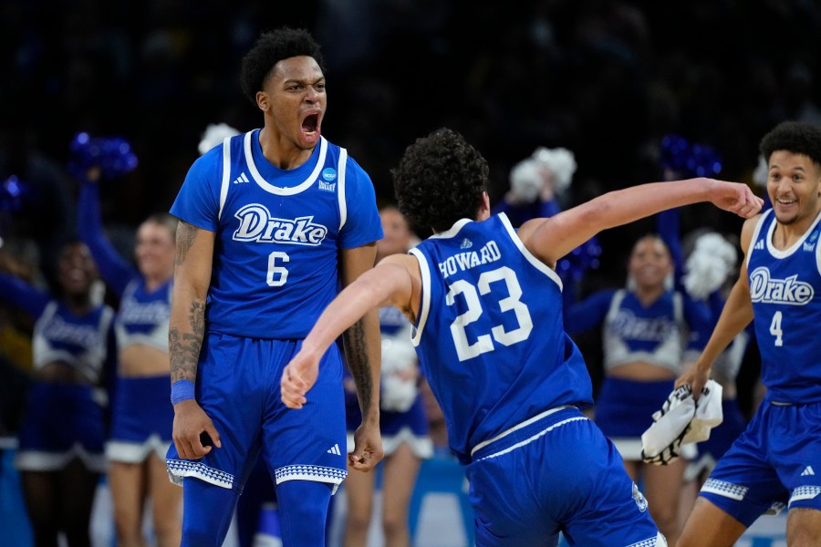 No. 11 seed Drake holds on after blowing big lead and beats Missouri 67 ...