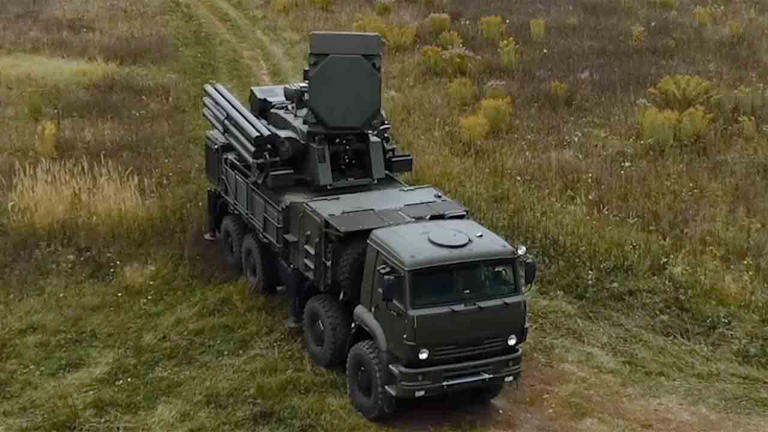 Video: Rostec delivers new Pantsir-S systems to Russian army after ...