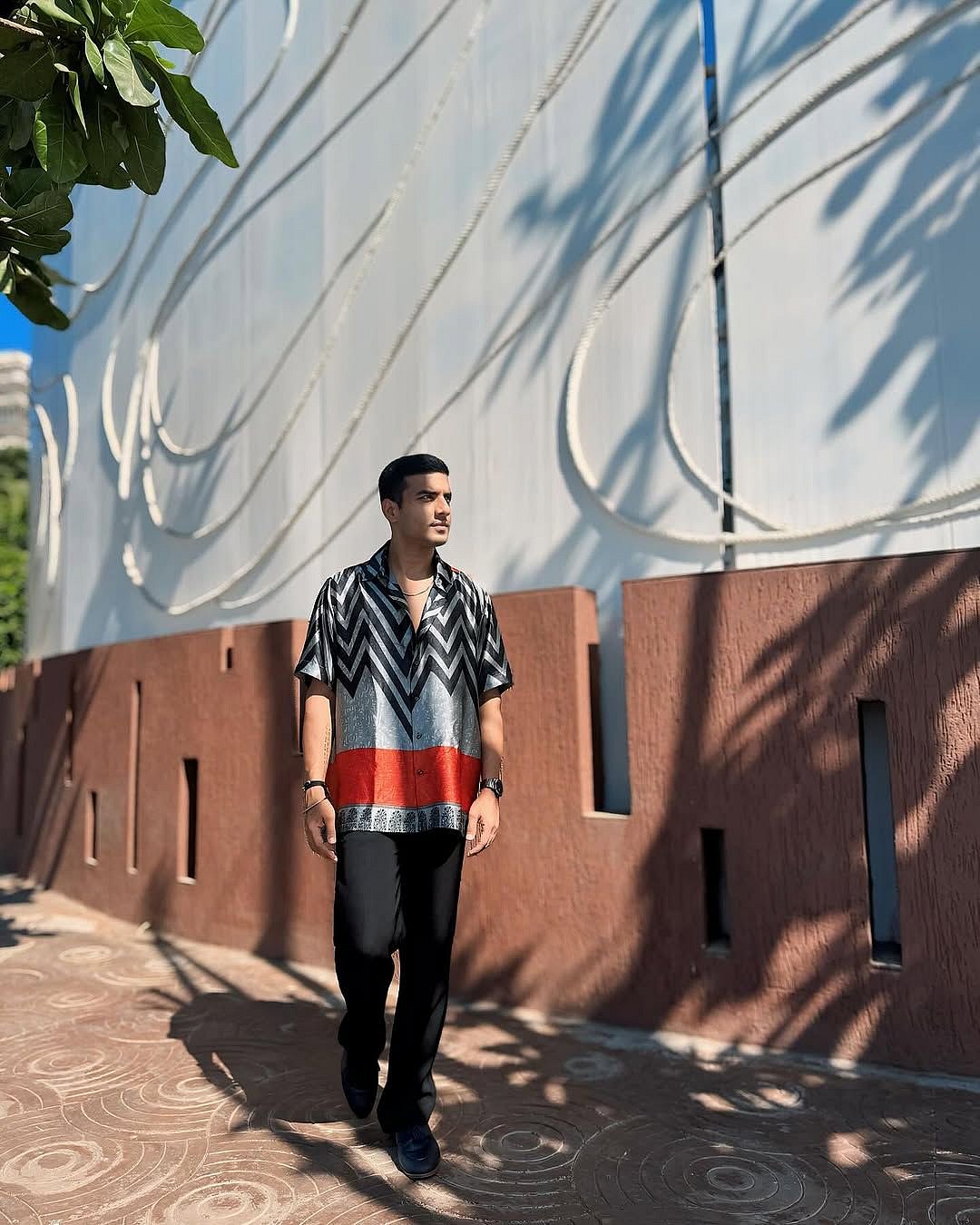 Designer Moneissh Teckchandani turns his mother’s saris into modern men ...