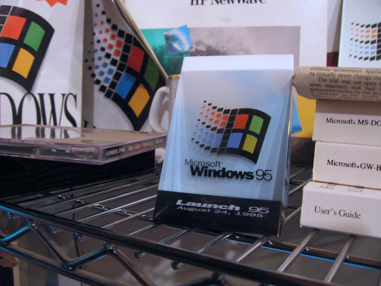 A Microsoft engineer reveals how Windows 95's 'secret' fast restart worked