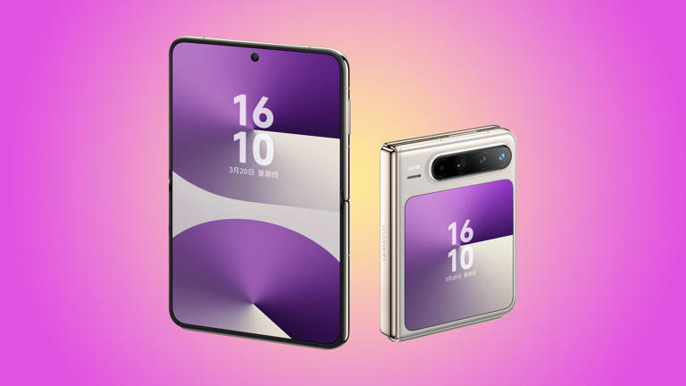 Huawei Just Made a Weird Flip Phone (And It Doesn't Run Android)