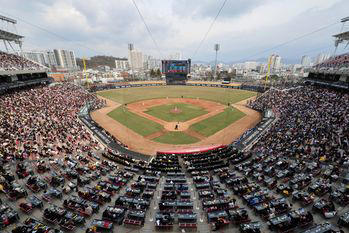 The 2025 KBO season starts tomorrow. Here's how the teams line up.