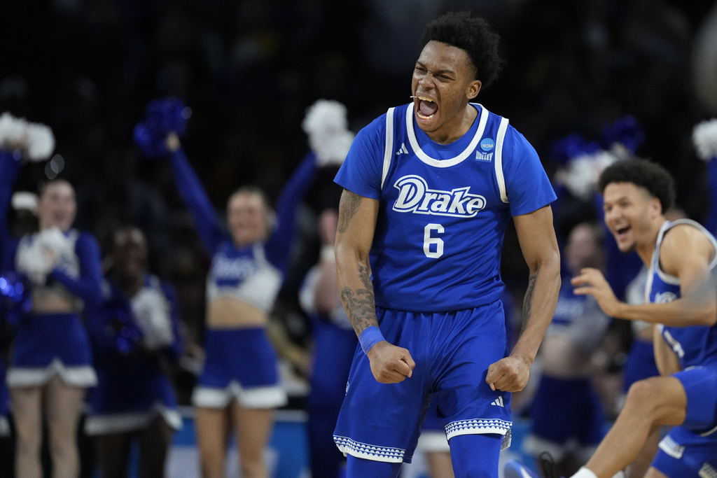 No. 11 seed Drake holds on after blowing big lead and beats Missouri 67 ...