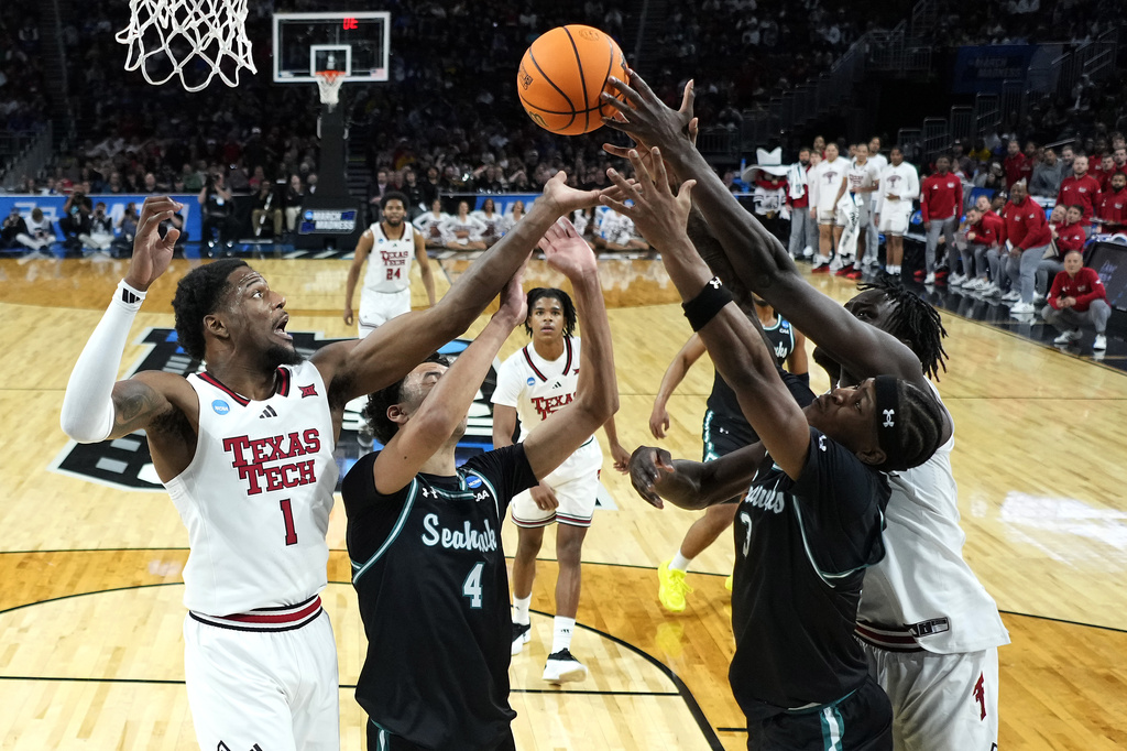 No. 3 Texas Tech takes NCAA Tournament-record 46 3-pointers and beats ...