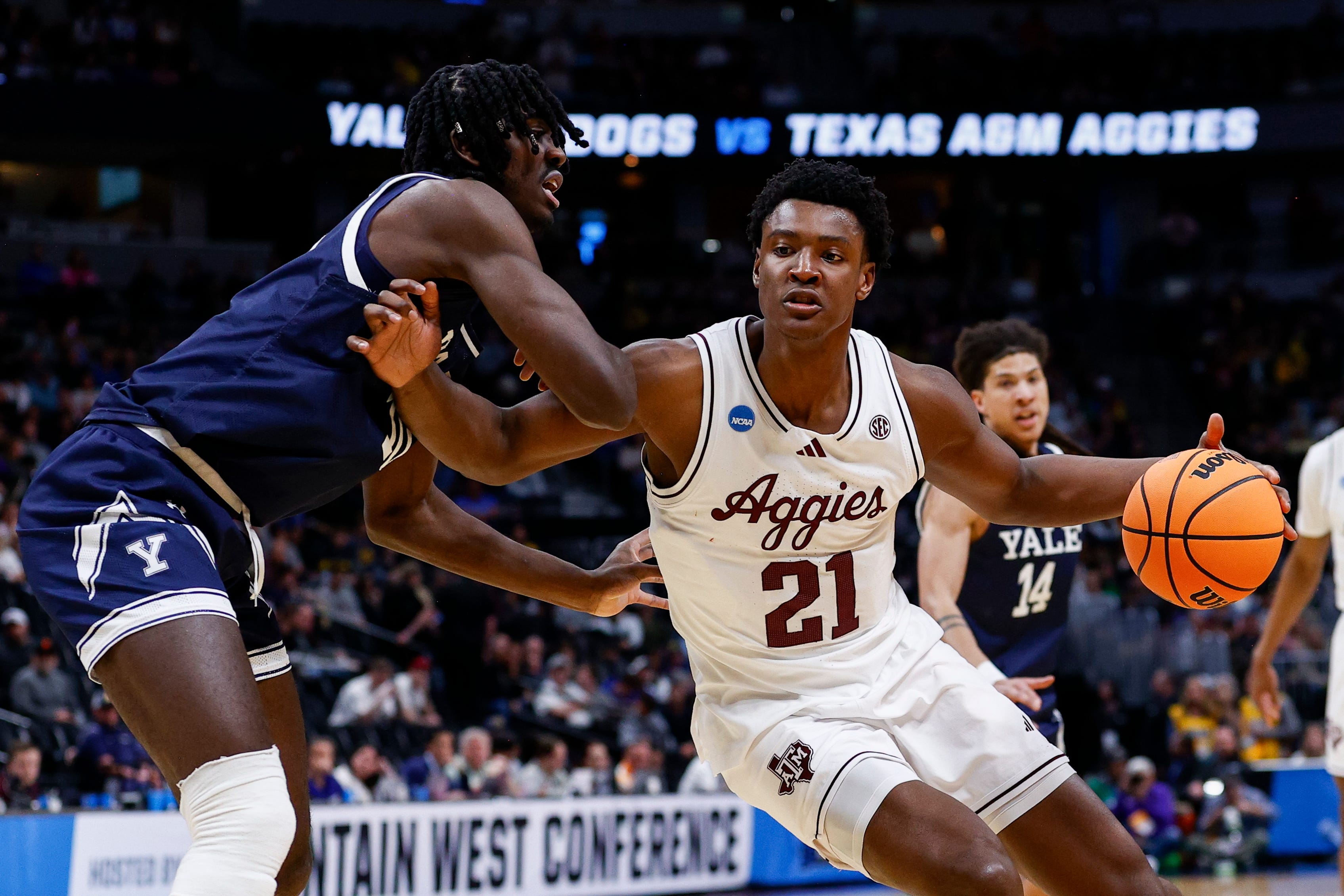 Texas A&M men's basketball team beats Yale in March Madness, advances ...