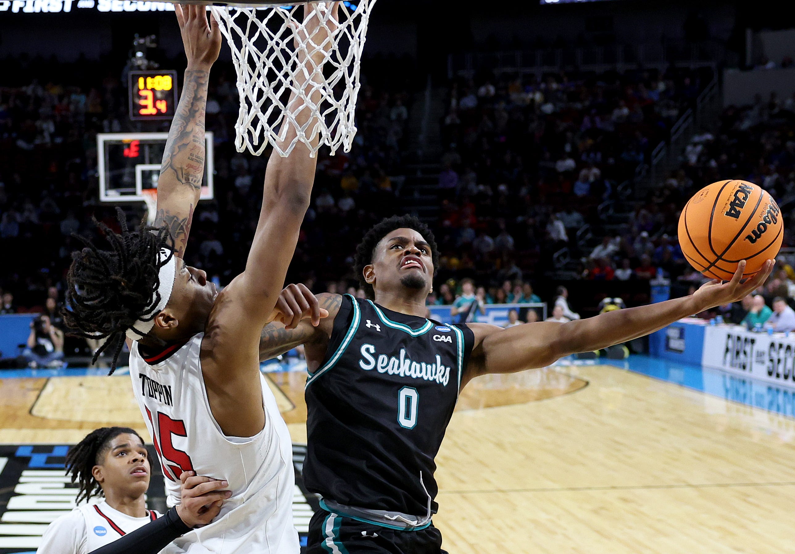 'Our guys fought': UNCW basketball remains confident after falling in ...