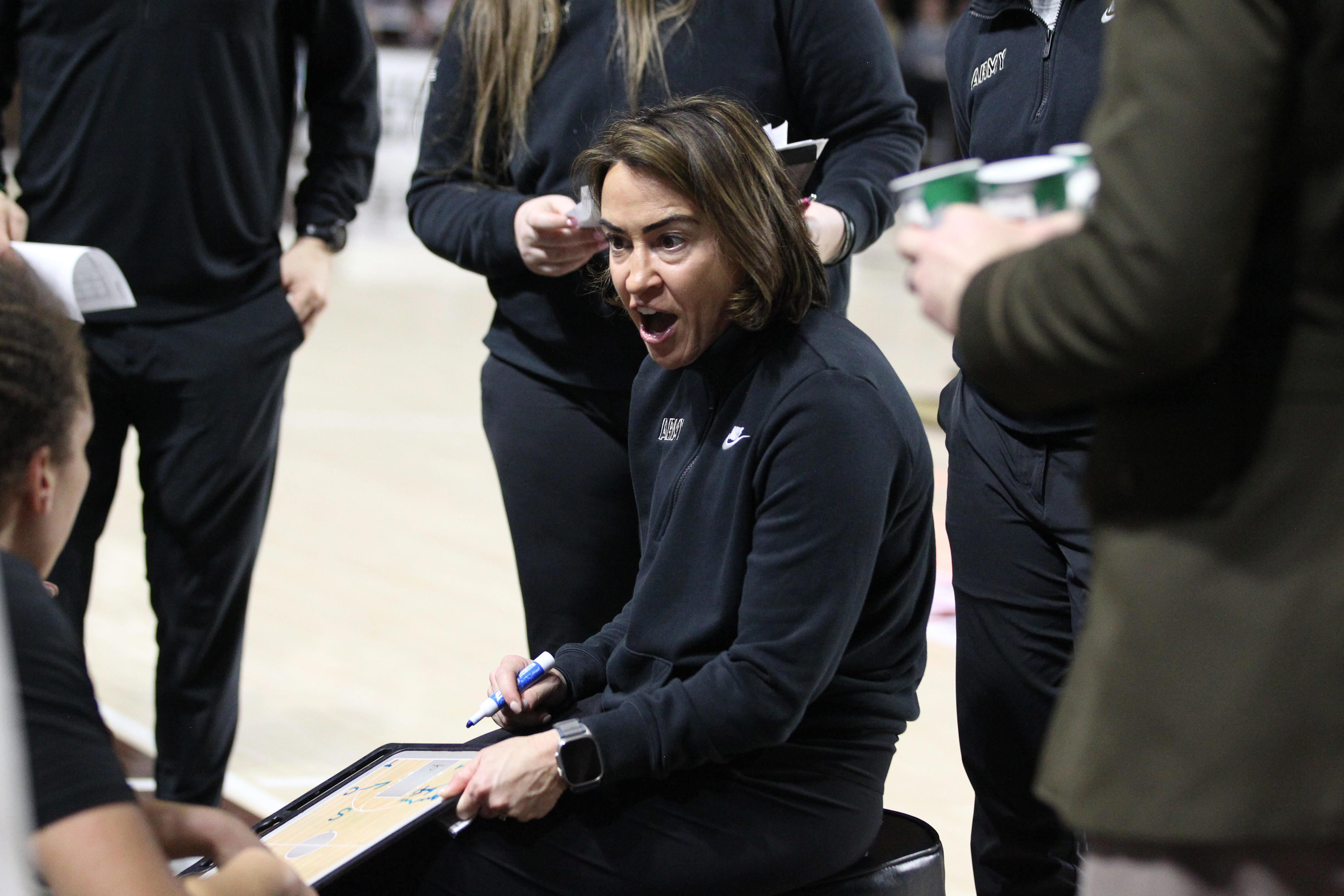 Army women's basketball coach Missy Traversi to depart West Point