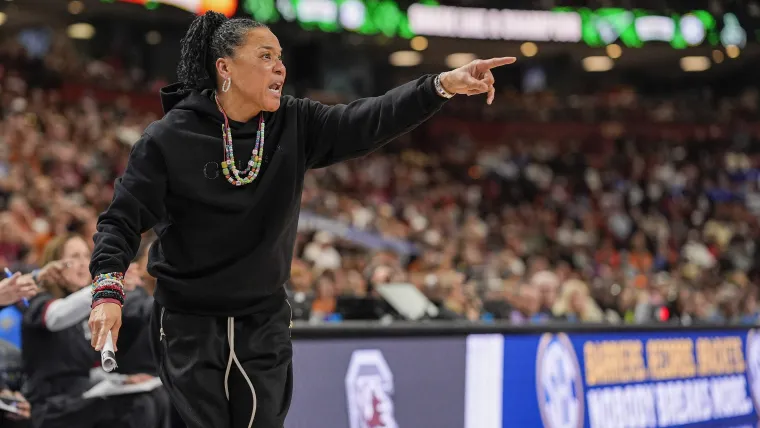 Did Dawn Staley play basketball? Revisiting South Carolina coach's Hall ...