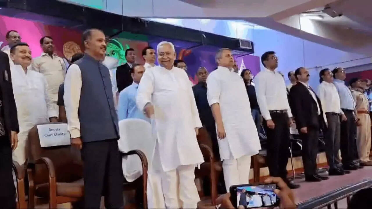 'Nitish Kumar not mentally stable, make his son Bihar CM': Rabri ups ...