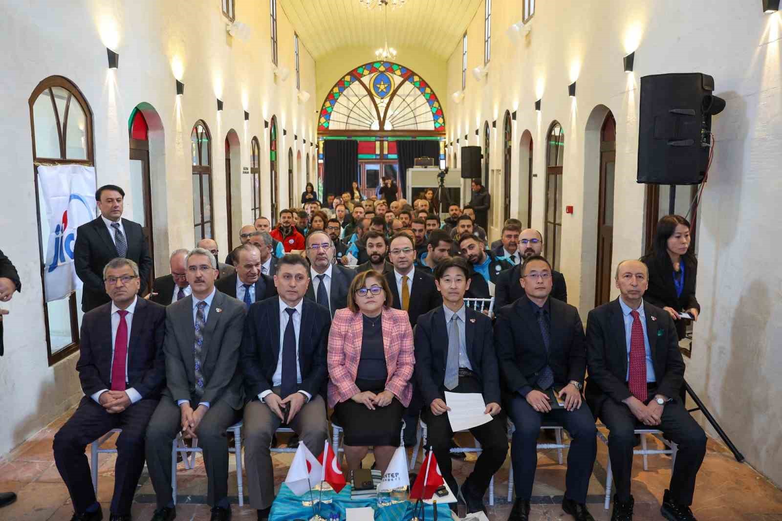 Gaziantep Büyükşehir’den afetlere hazırlık ve sağlık hizmetlerinde yeni ...