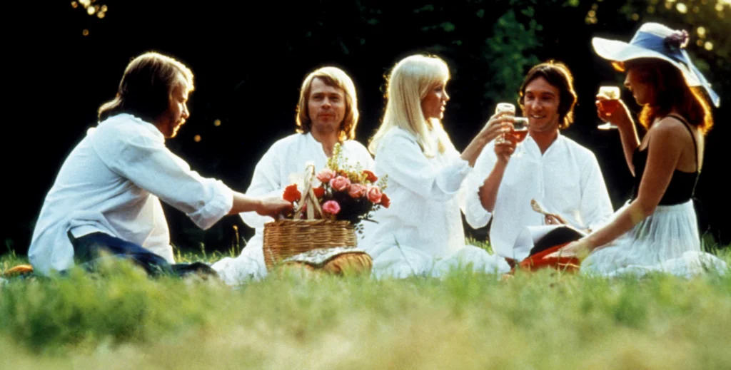 What Was So Surprisingly Tragic About These 13 Upbeat ’70s Songs?