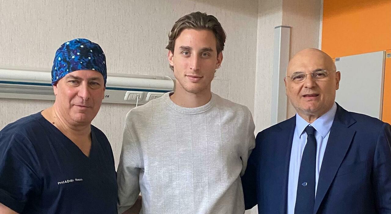 Edoardo Bove, blitz del calciatore della Fiorentina a Torrette dal mago ...