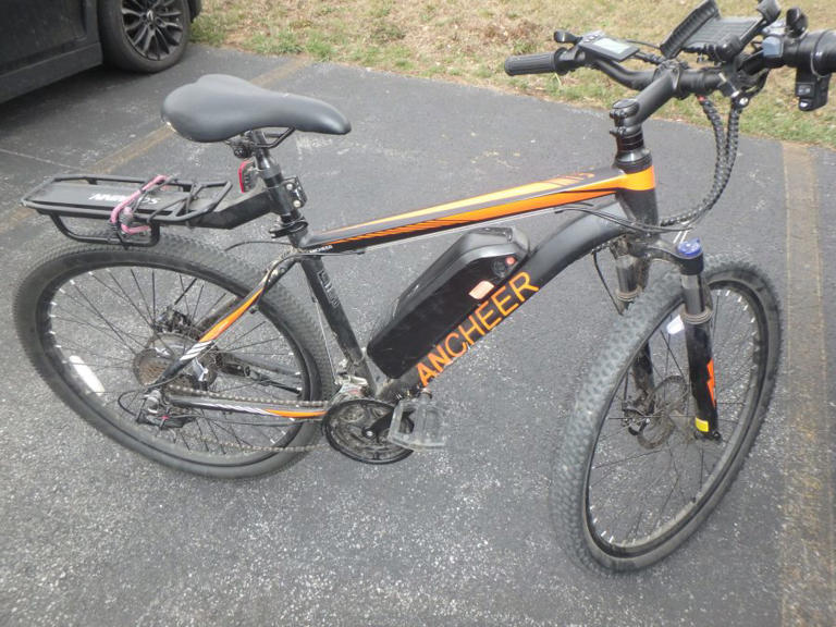 Teen bicyclist struck by Mini Cooper in Cumberland County