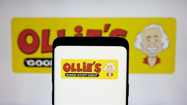 Ollie's Bargain Outlet: Ollie's Army Marching to New Highs