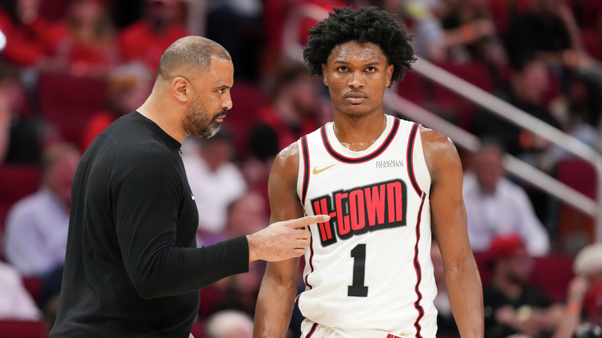 Houston Rockets at Miami Heat: Amen Thompson probable to return from ...