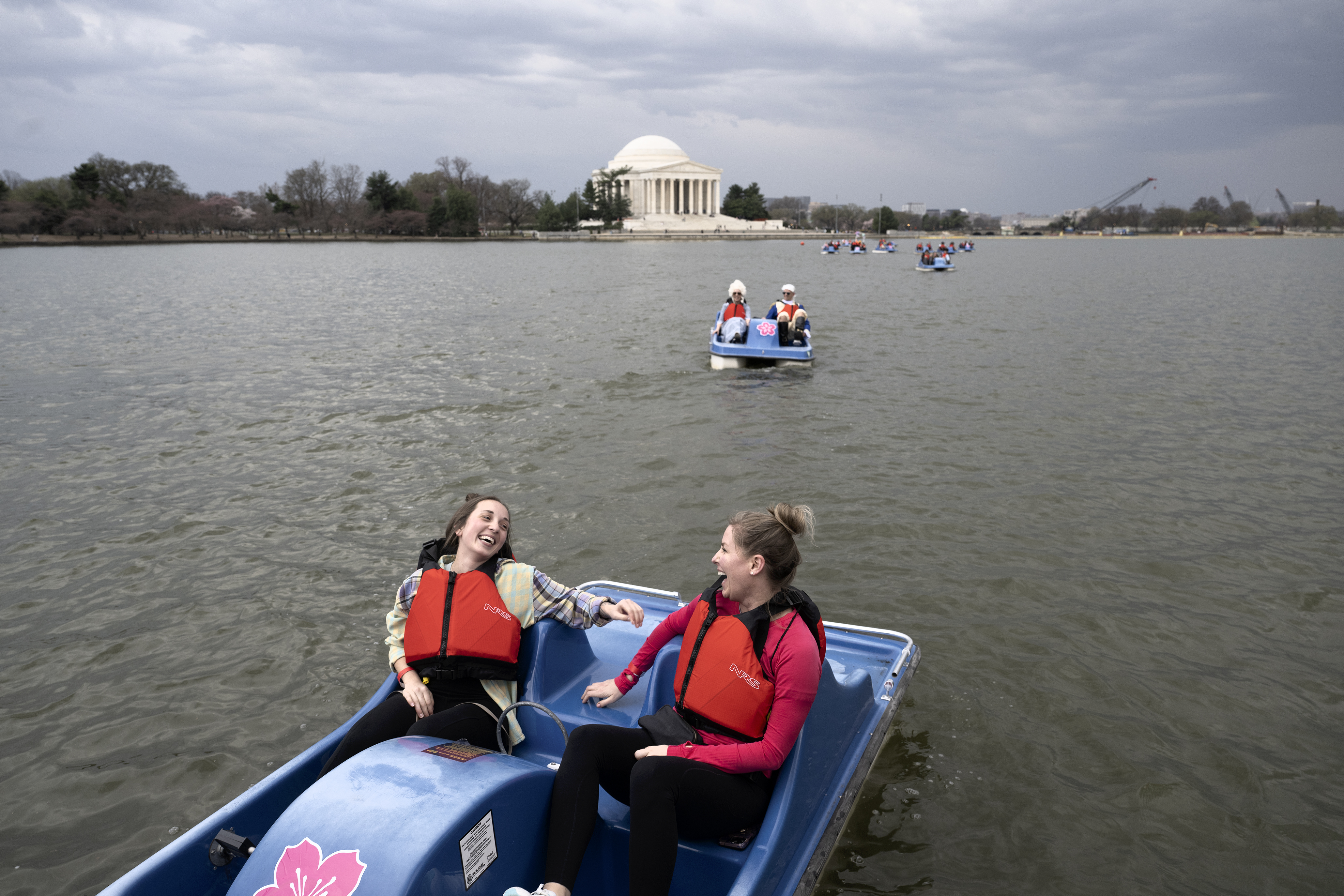 Pedaling for Stumpy: Boat race kicks off D.C.’s cherry blossom festival