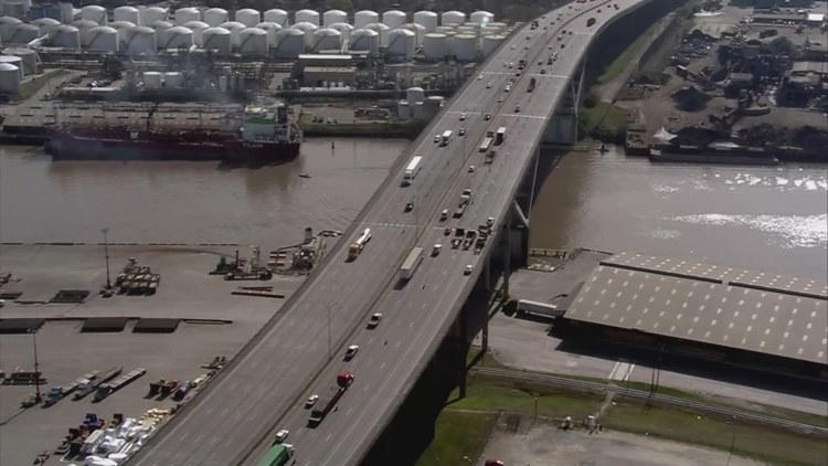 Major Southeast Texas bridges identified as ‘high risk’ — Here’s what ...