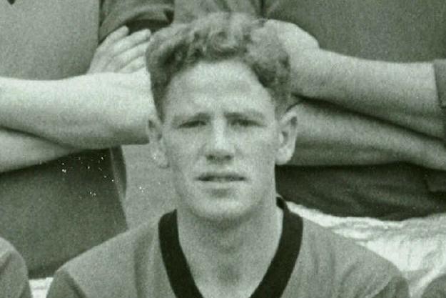 Glentoran pay tribute to 'true icon' Trevor Thompson after club's all ...