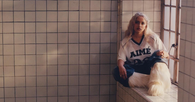 Léa Sen Continues Debut Album Rollout With “Video Games”