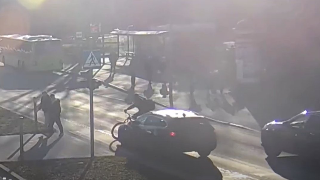 Niebezpieczny incydent w Gorzowie Wielkopolskim. Nastolatek na rowerze ...