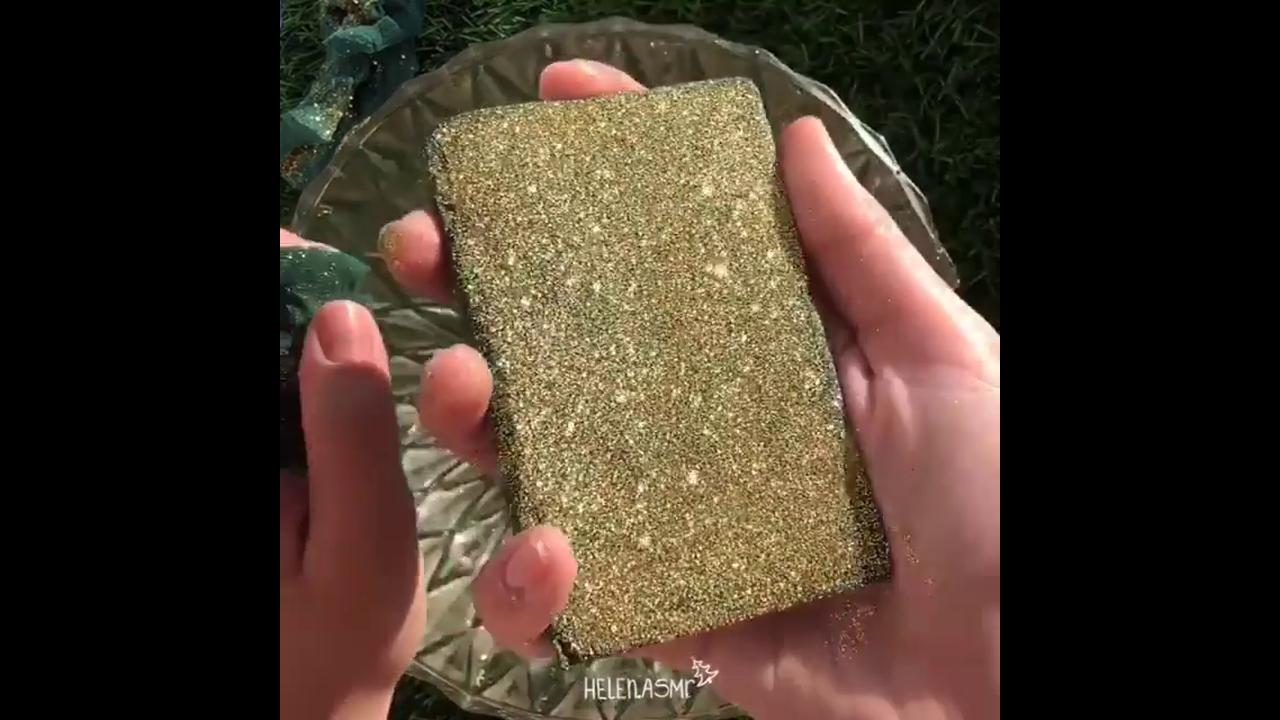Satisfying Squeezing Floral Foam With Glitters