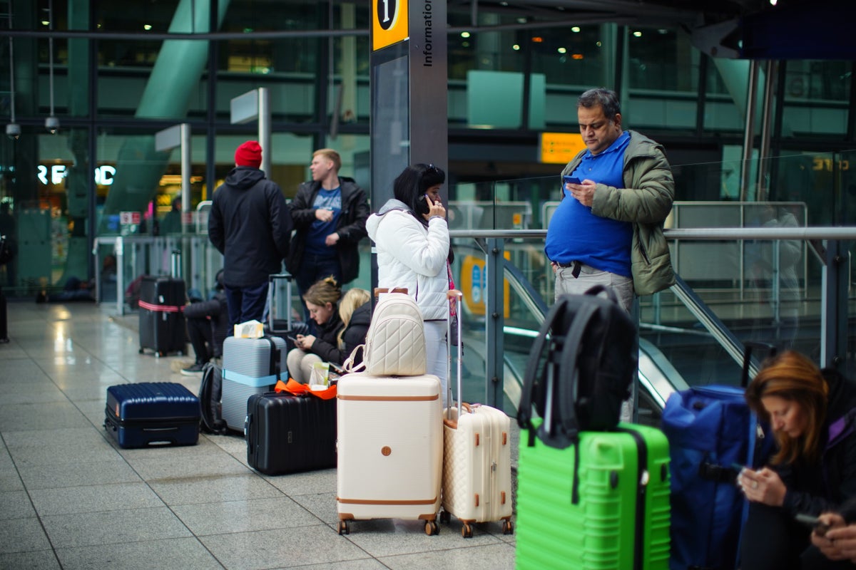 What rights do passengers have when flights are cancelled?