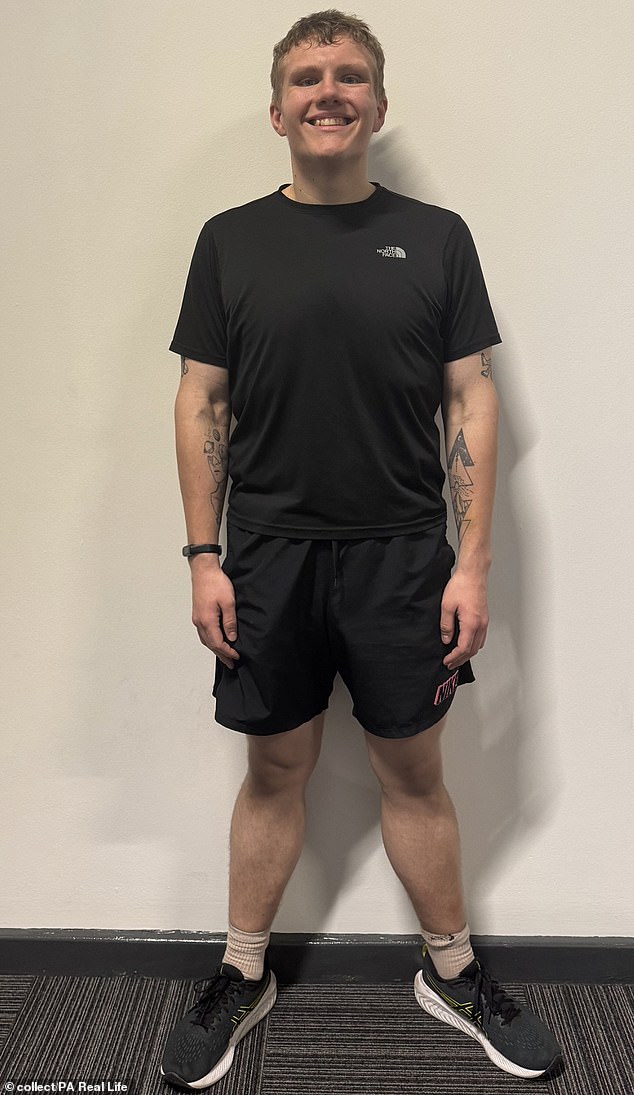 Man, 24, achieves 15 stone weight loss by changing one simple habit