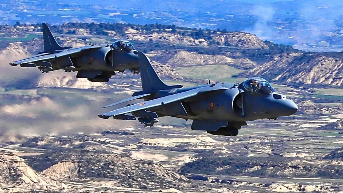 Así es el Harrier AV8B+, el avión de combate que España 'prolongará ...