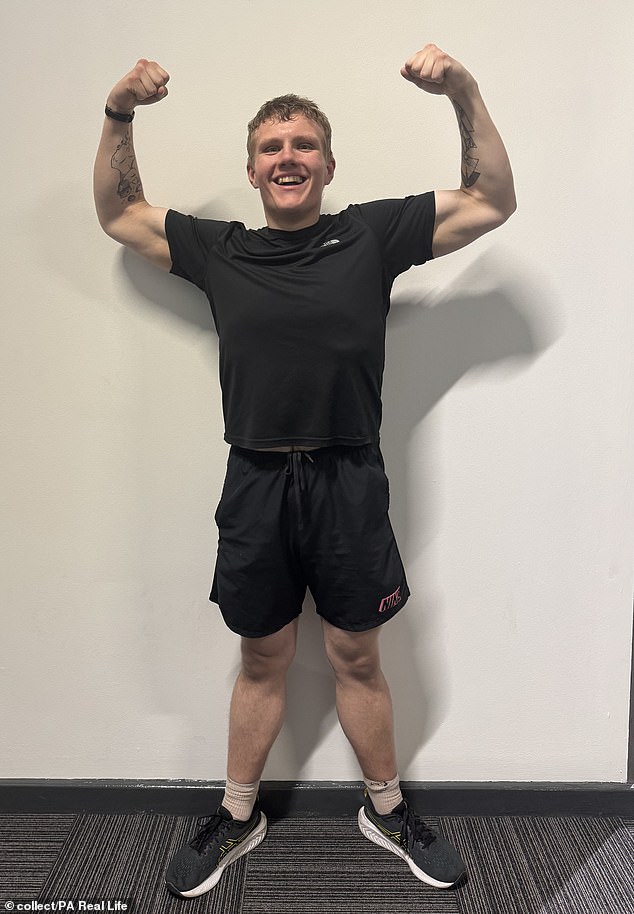 Man, 24, achieves 15 stone weight loss by changing one simple habit