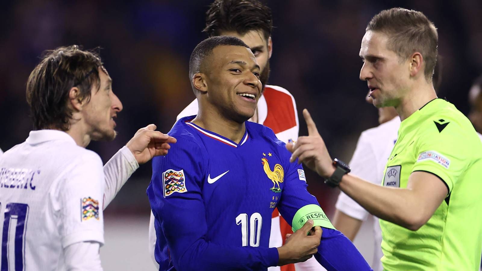 Zwist der Superstars von Real Madrid: Kylian Mbappé bringt Luka Modric ...