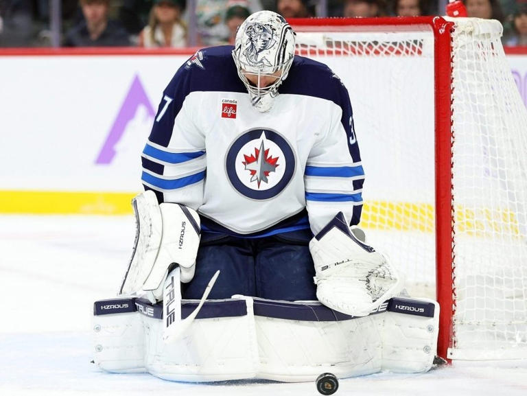 Fan fav: Connor Hellebuyck wins Winnipeg's favourite Jets player