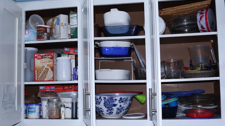 14 Items In Your Kitchen That Should Be Tossed Out Sooner Rather Than Later