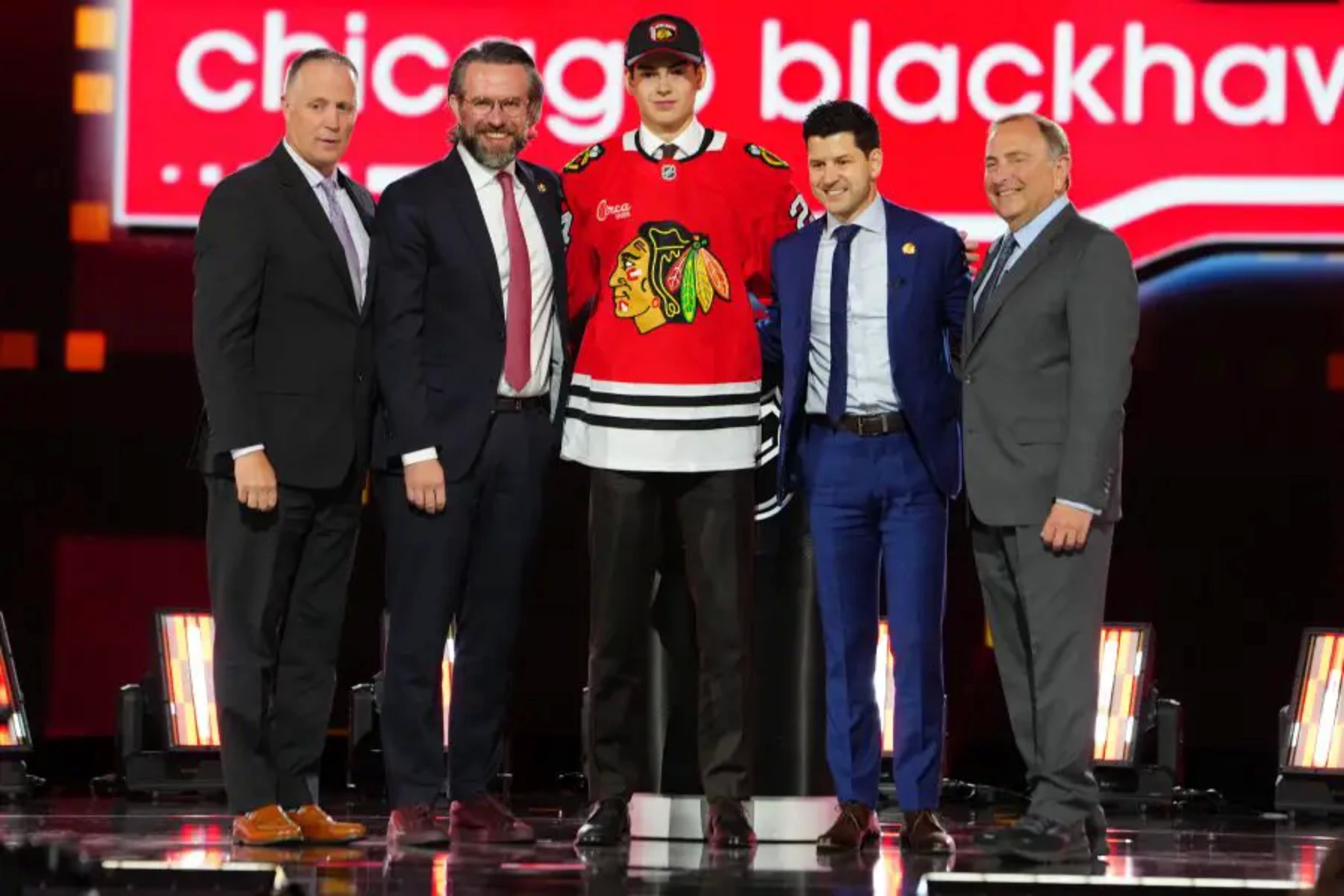 Chicago Blackhawks 2024 first round pick wins conference rookie of the ...
