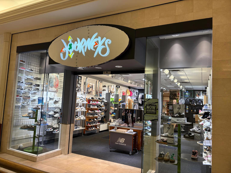 Oakdale Commons is losing another store. When is the last day to shop ...