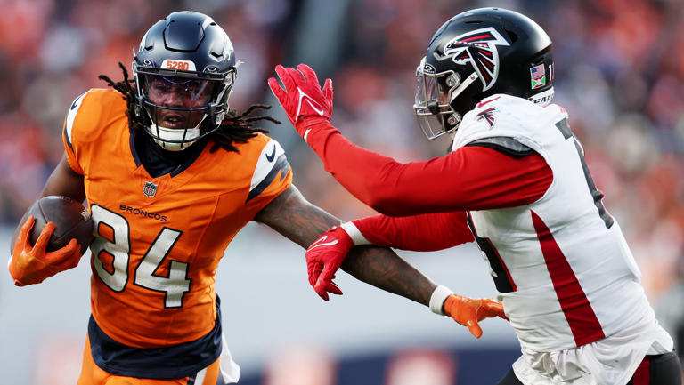 Broncos Sign Familiar WR to Help Jumpstart Struggling Offense