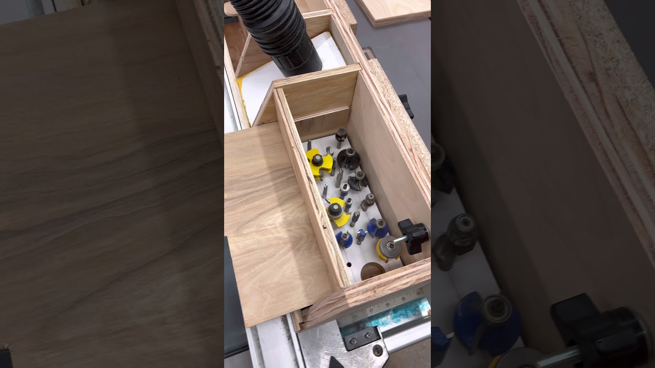 The Ultimate Router Fence (Sneak Preview)