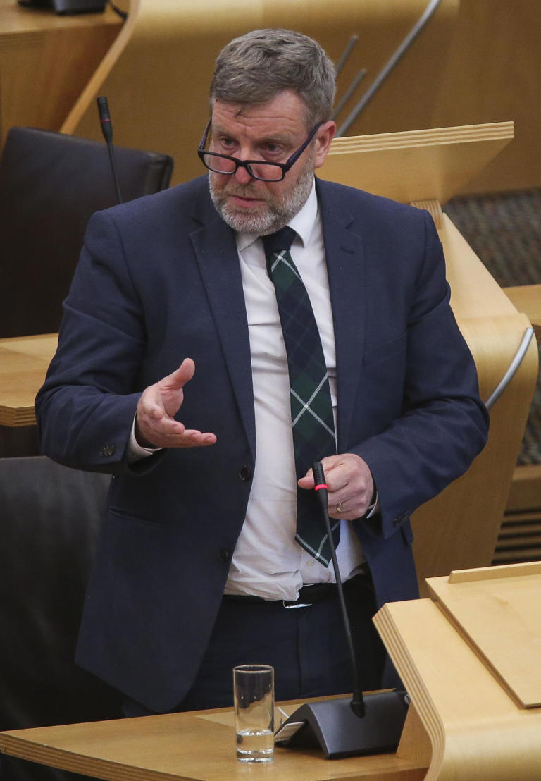 The 'astonishing' £200m spent by Scottish Government on consultants for ...