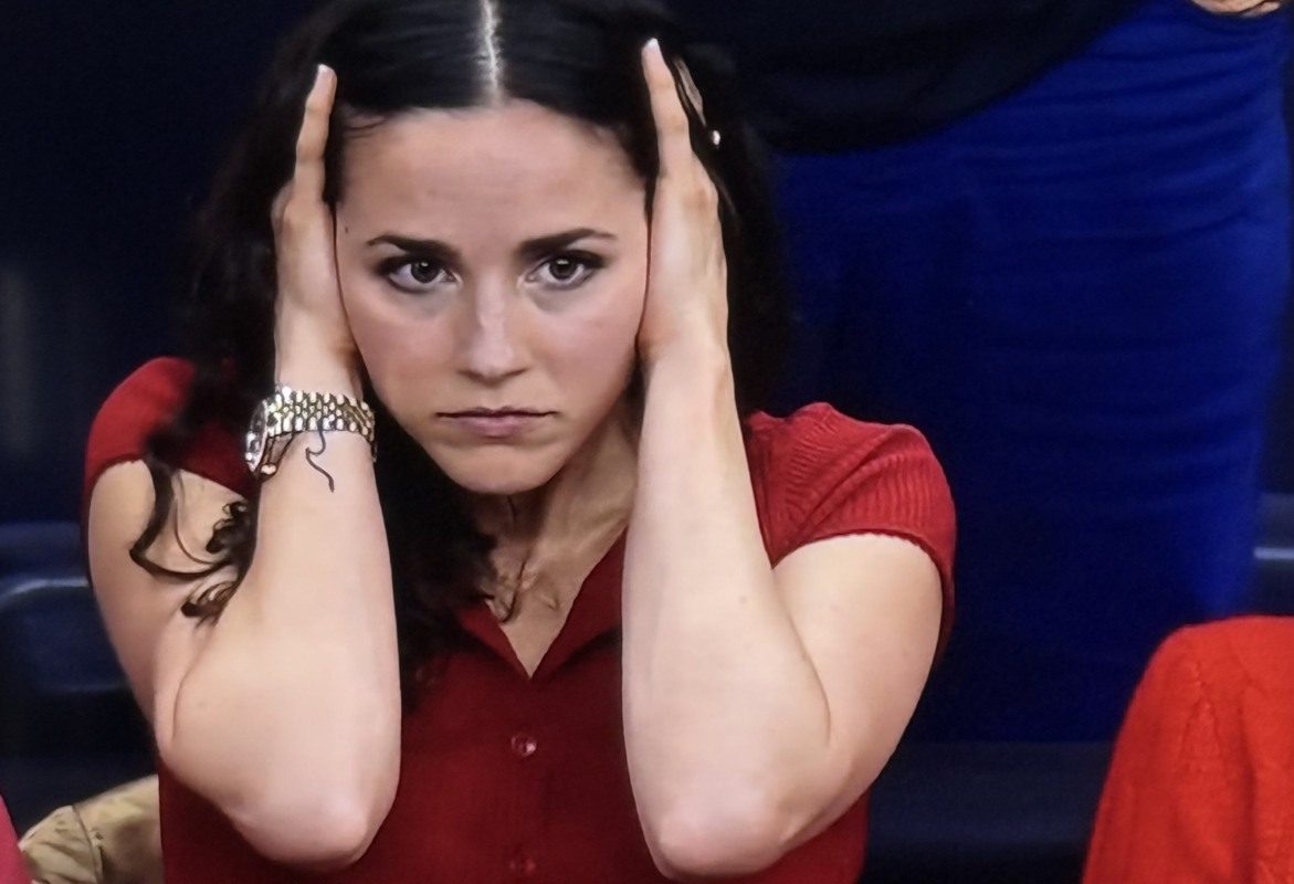 John Calipari's Daughter Has 3-Word Message After Going Viral During ...