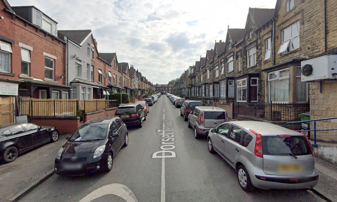 Harehills fight: Huge police response in east Leeds as windows broken ...