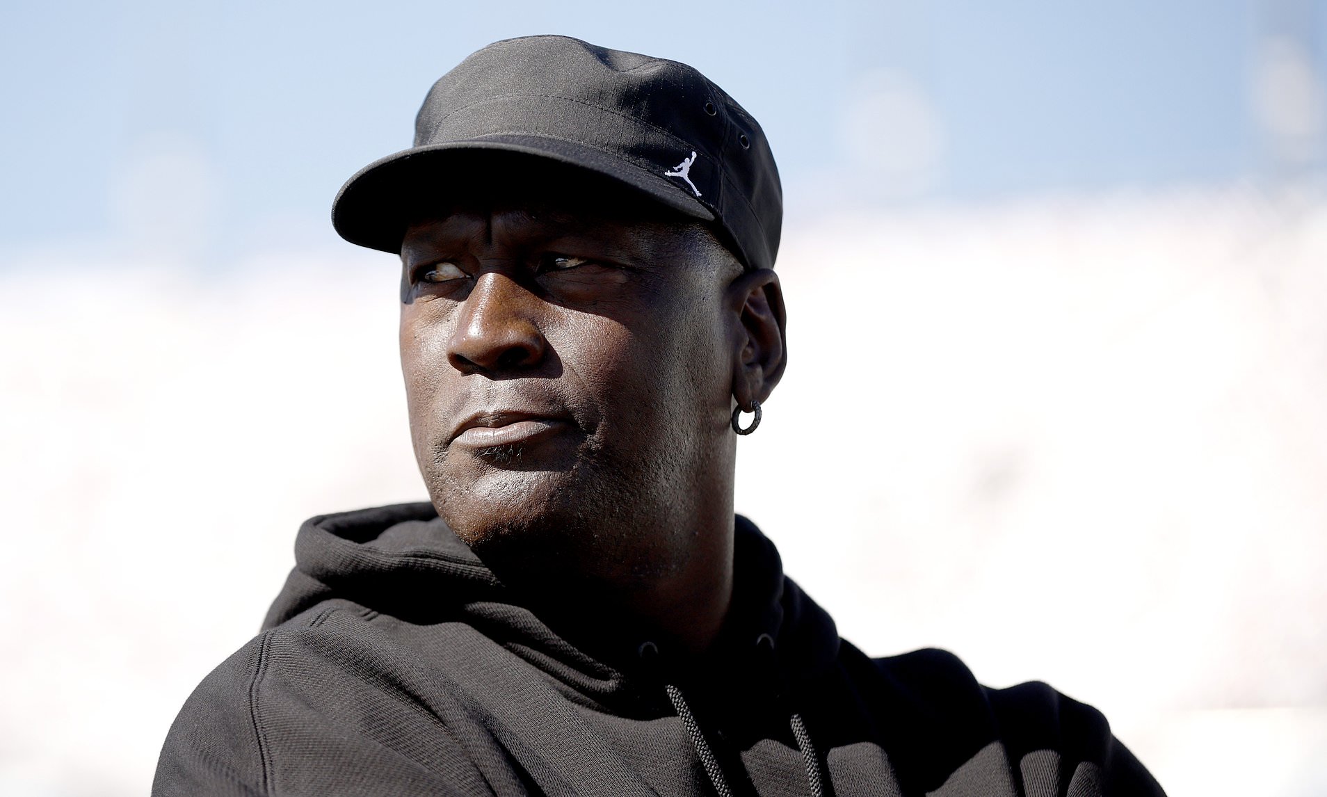 Buyer of Michael Jordan's $9.5m Chicago mansion hit with major issue ...