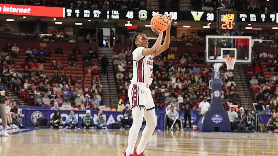 NBA Star Steph Curry Shows Support for South Carolina's MiLaysia ...