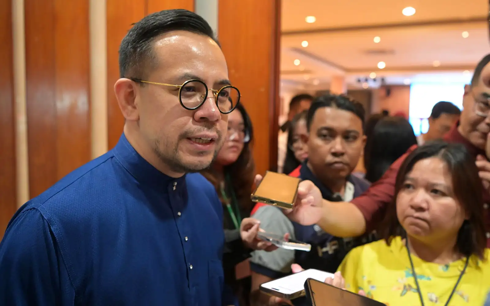 Sim plays down talks of factions, says DAP is united