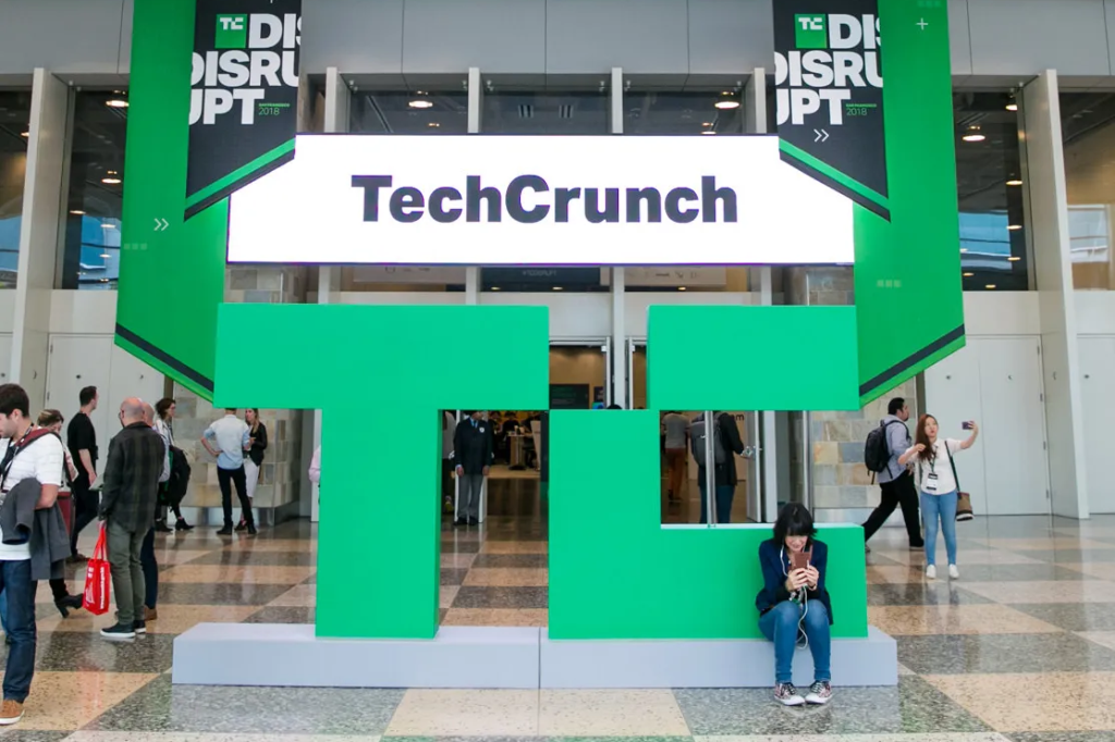 Yahoo Sells TechCrunch to Investment Firm Regent