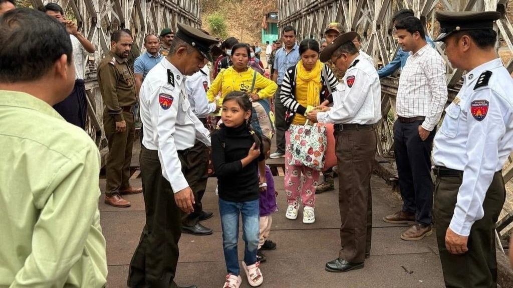 India deports 27 Myanmar nationals, hands them over at Manipur border ...